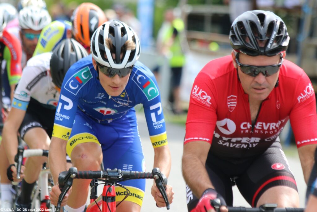 Théo Lévèque gagne à Jans - UCNA